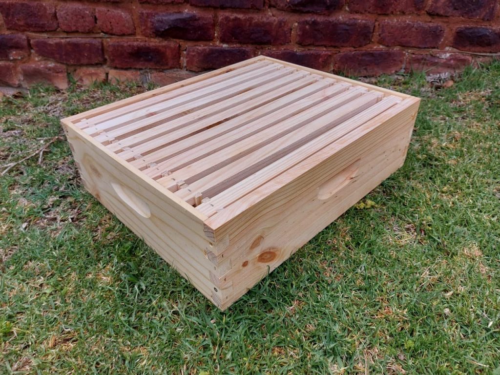 Auto Flow Beehive (Option 3) – Easy Beesy Auto Beehives