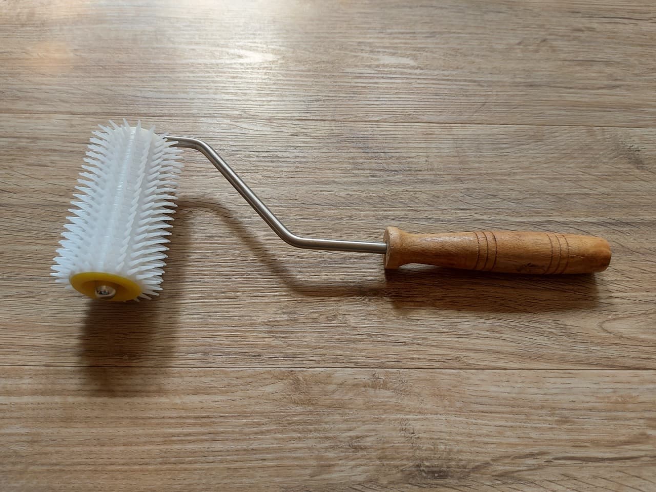 Uncapping Roller – Easy Beesy Auto Beehives